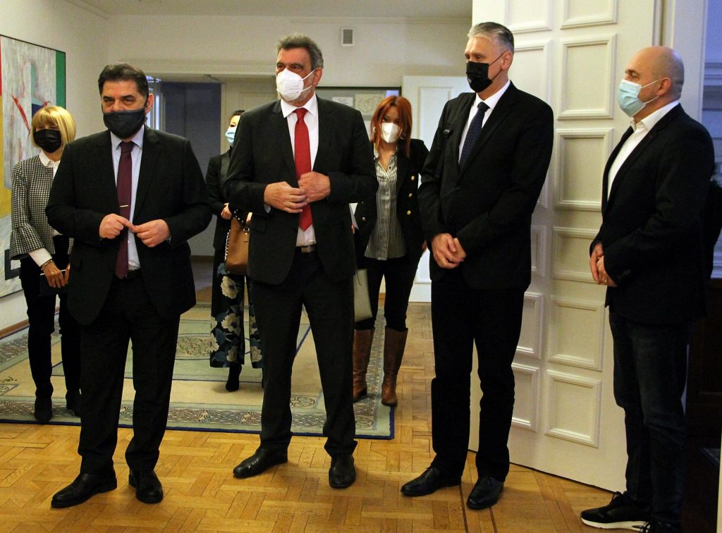 MINISTAR FUCHS U SLUŽBENOM POSJETU MAĐARSKOJ - PANOPTICUM