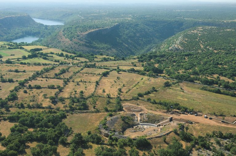 AMFITEATAR BURNUM - PANOPTICUM